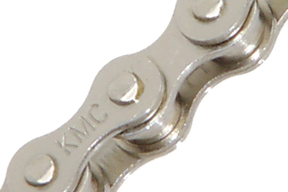 CHAINS – Fifteen Distribution