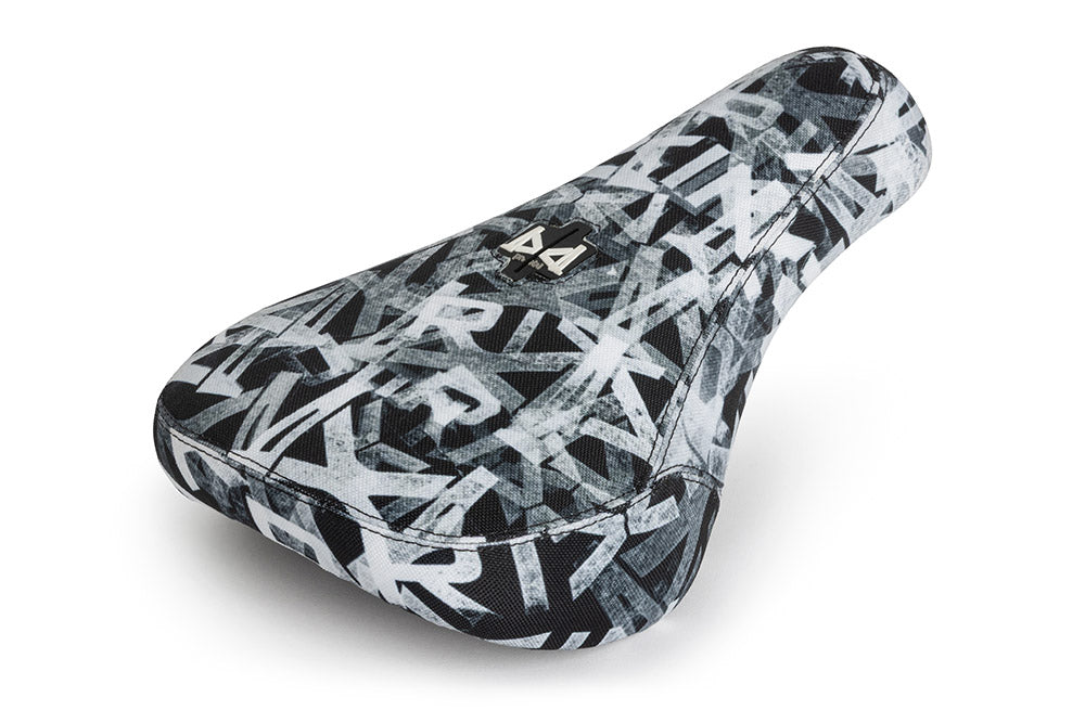RIXIN NOISE SEATS – Fifteen Distribution